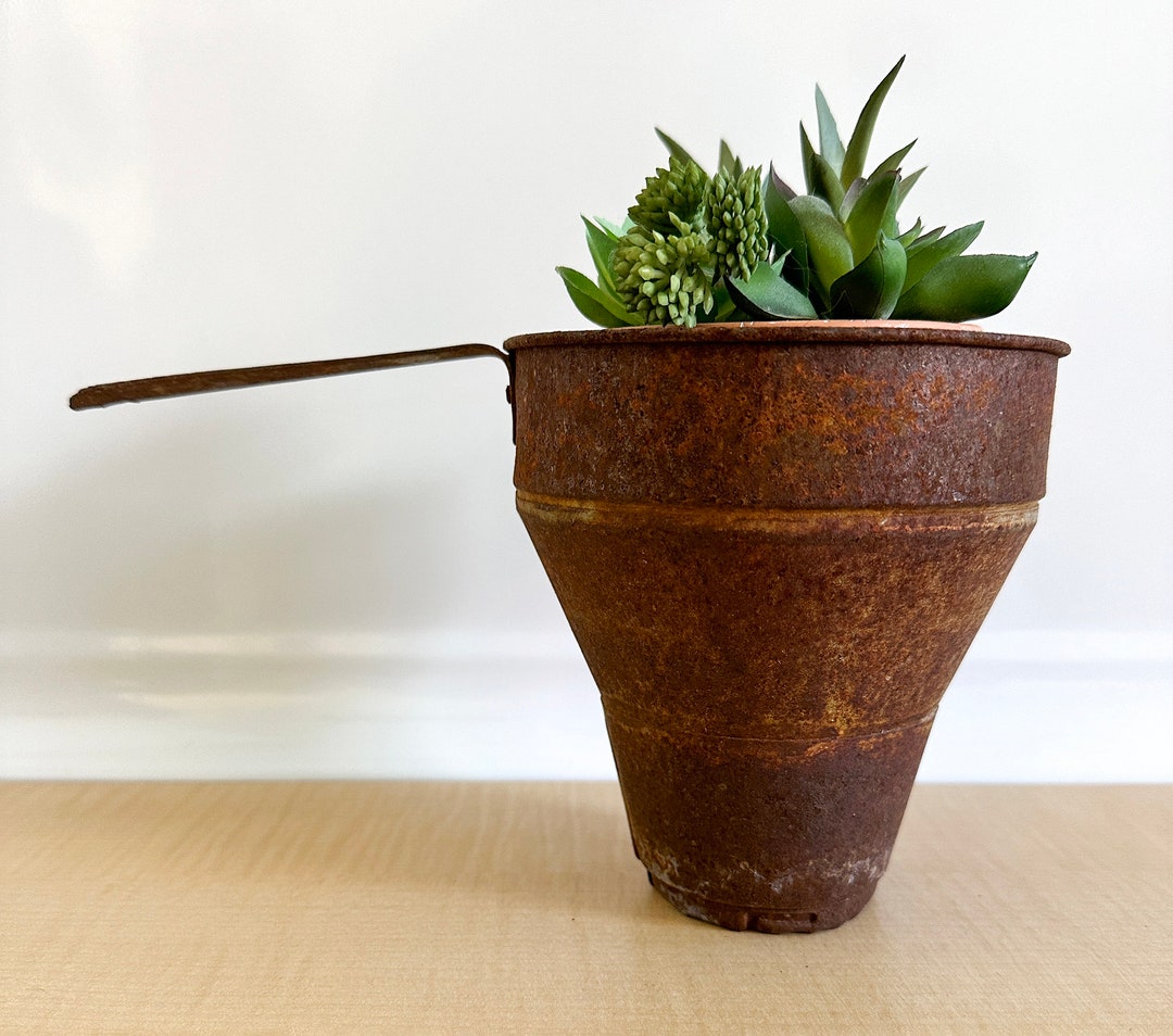 Vintage Rusty Funnel Planter, Rustic Farm Decor - Etsy