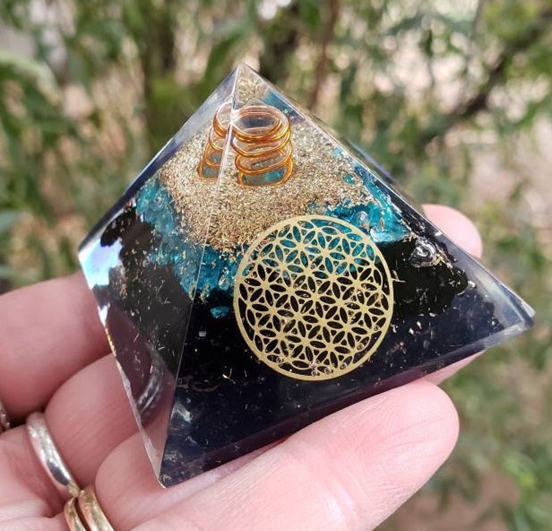 Black Obsidian Orgone Orgonite Pyramid EMF Protection Altar Table ...