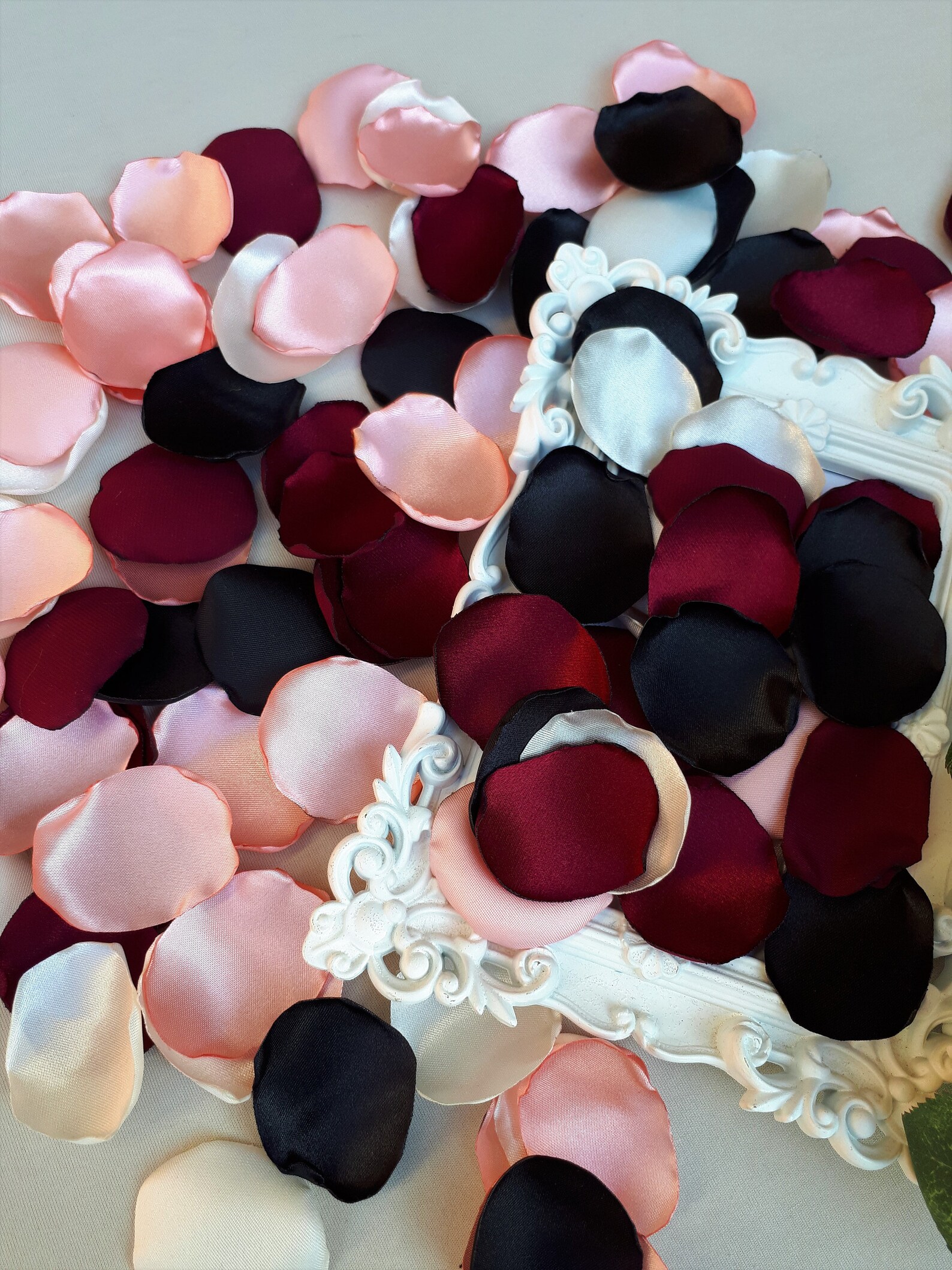 Rose Gold Petals Burgundy Petals Black Rose Petals Ivory - Etsy