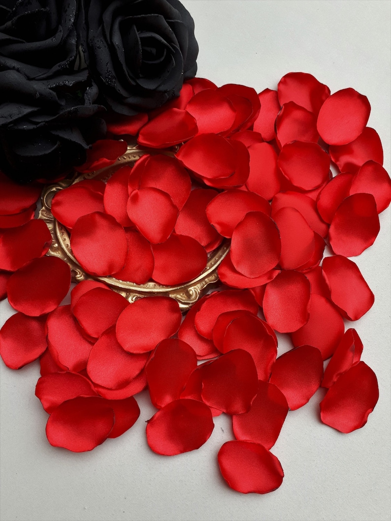 Red Rose Petals Romantic Decorations Red Wedding Decorations - Etsy