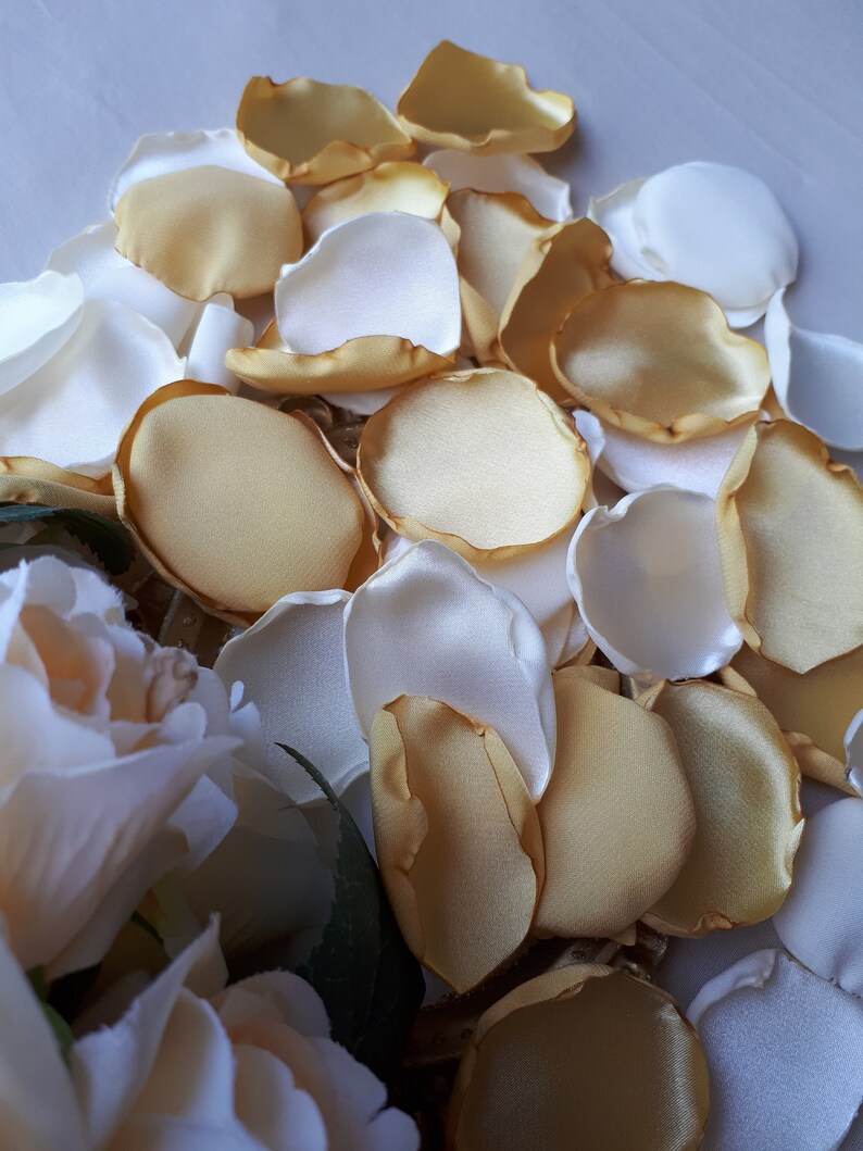 NEW Gold & Ivory Rose Petals Gold Wedding Decoration Flower - Etsy Denmark