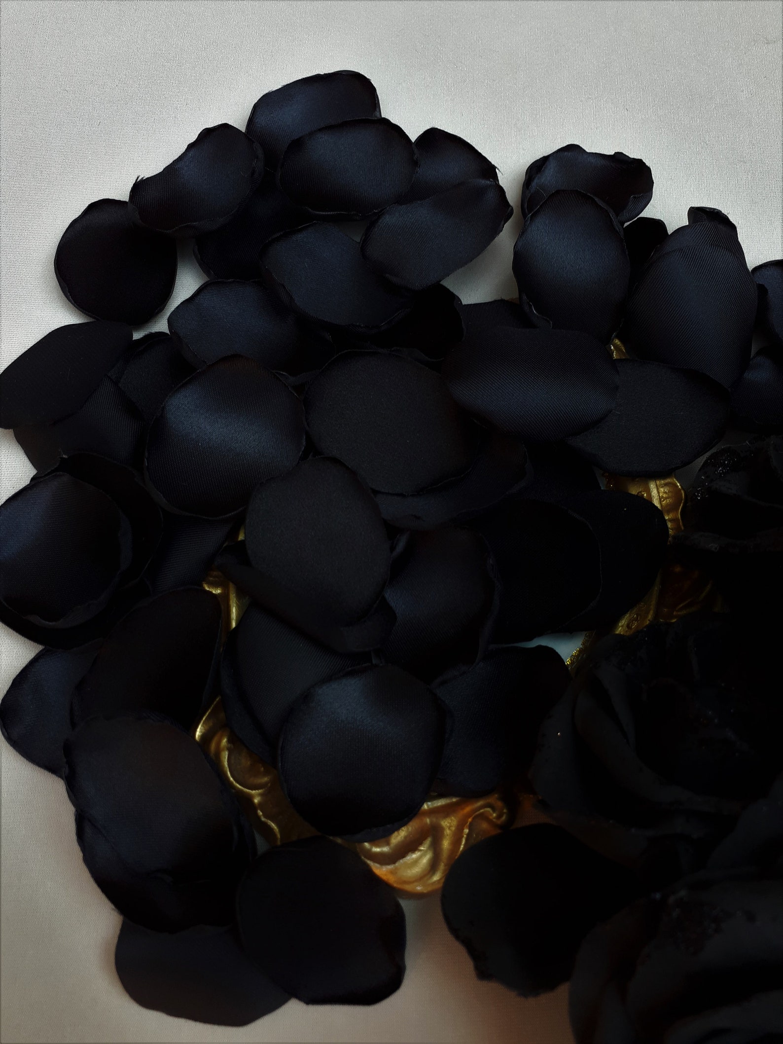 Black Rose Petals Black Wedding Decorations Flower Girl Petals - Etsy