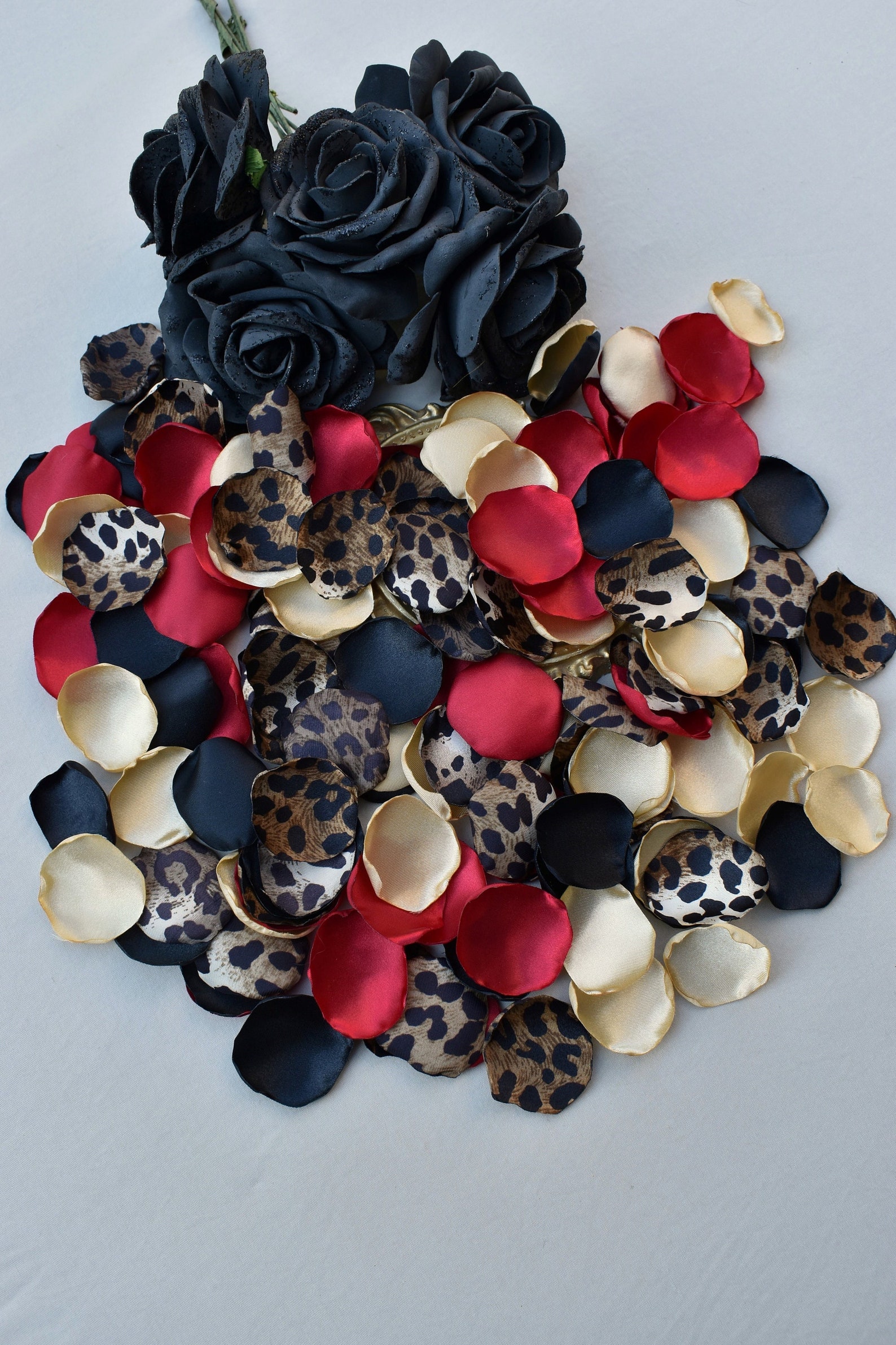 Red Black Gold & Leopard/cheetah Petals African Wedding - Etsy