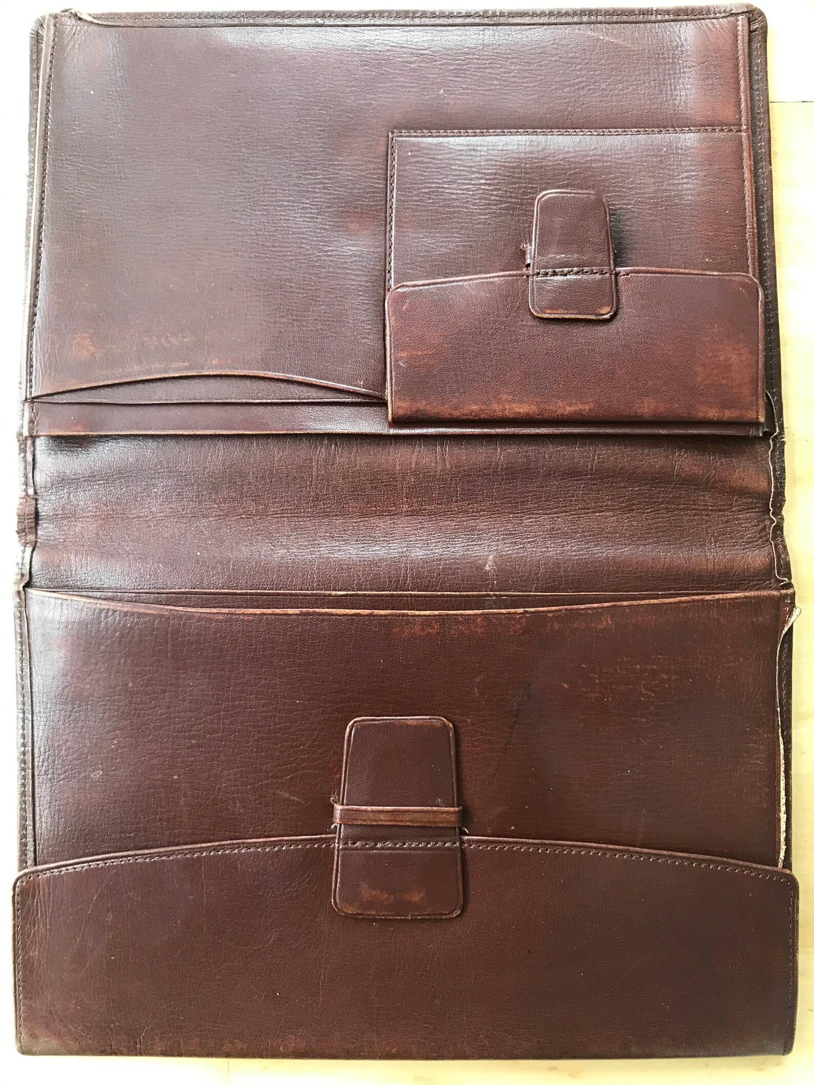 Beautiful Vintage 1950's German Soft Leather Billfold Wallet. Elegant ...