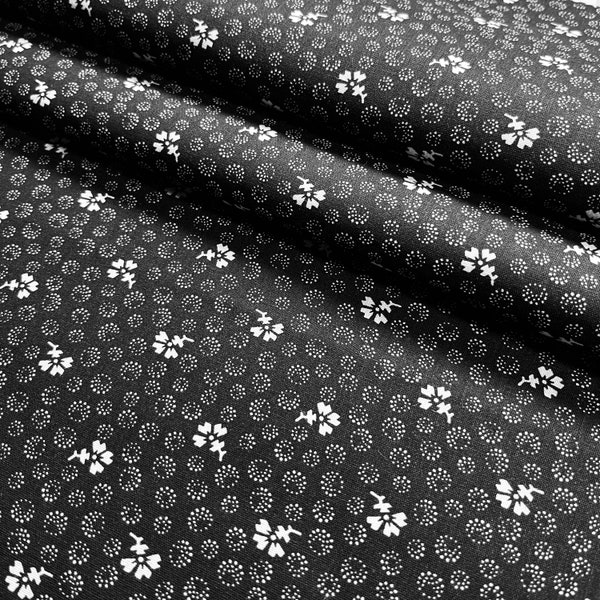 Black Country Calico Print Fabric - Etsy