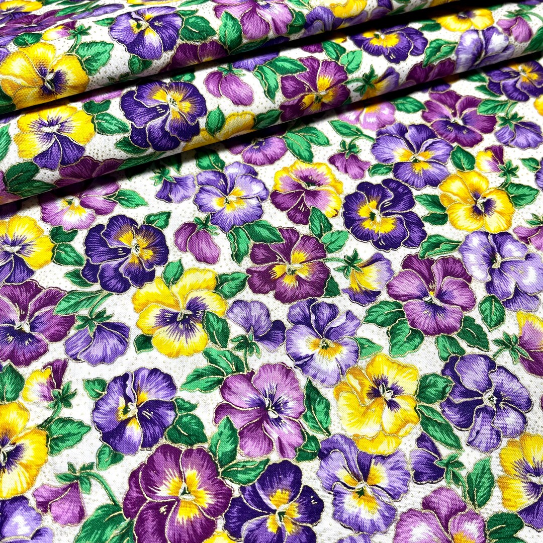Pansies Floral Fabric Joan Messmore VIP Cranston 100% Cotton - Etsy