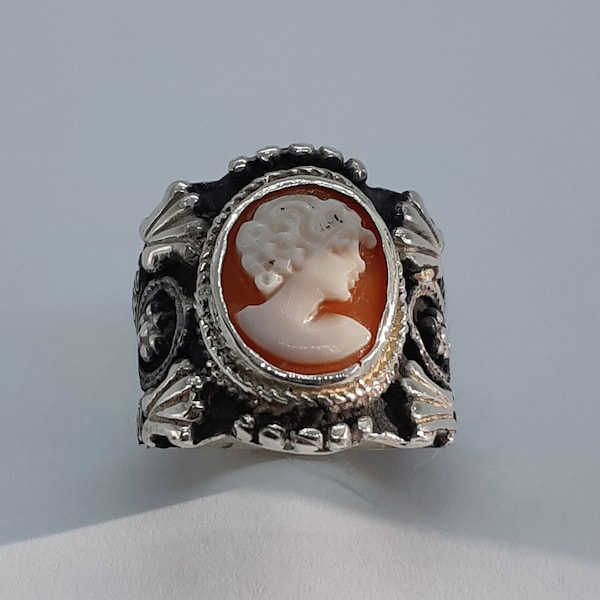Cameo Ring - Etsy