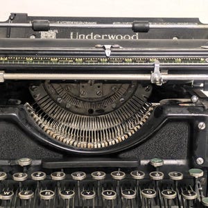 1938 Underwood Model 6 Typewriter - Etsy