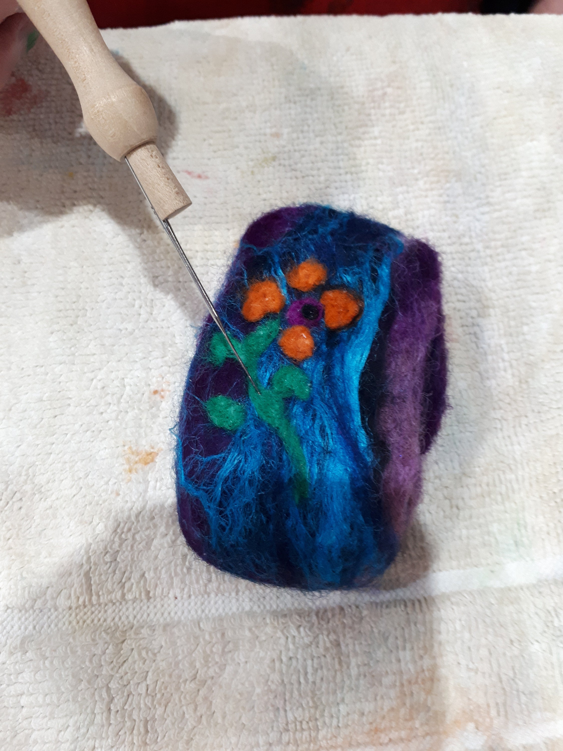 Creating a Felted Picture. A Beginners Kit With All Materials and Tools ...