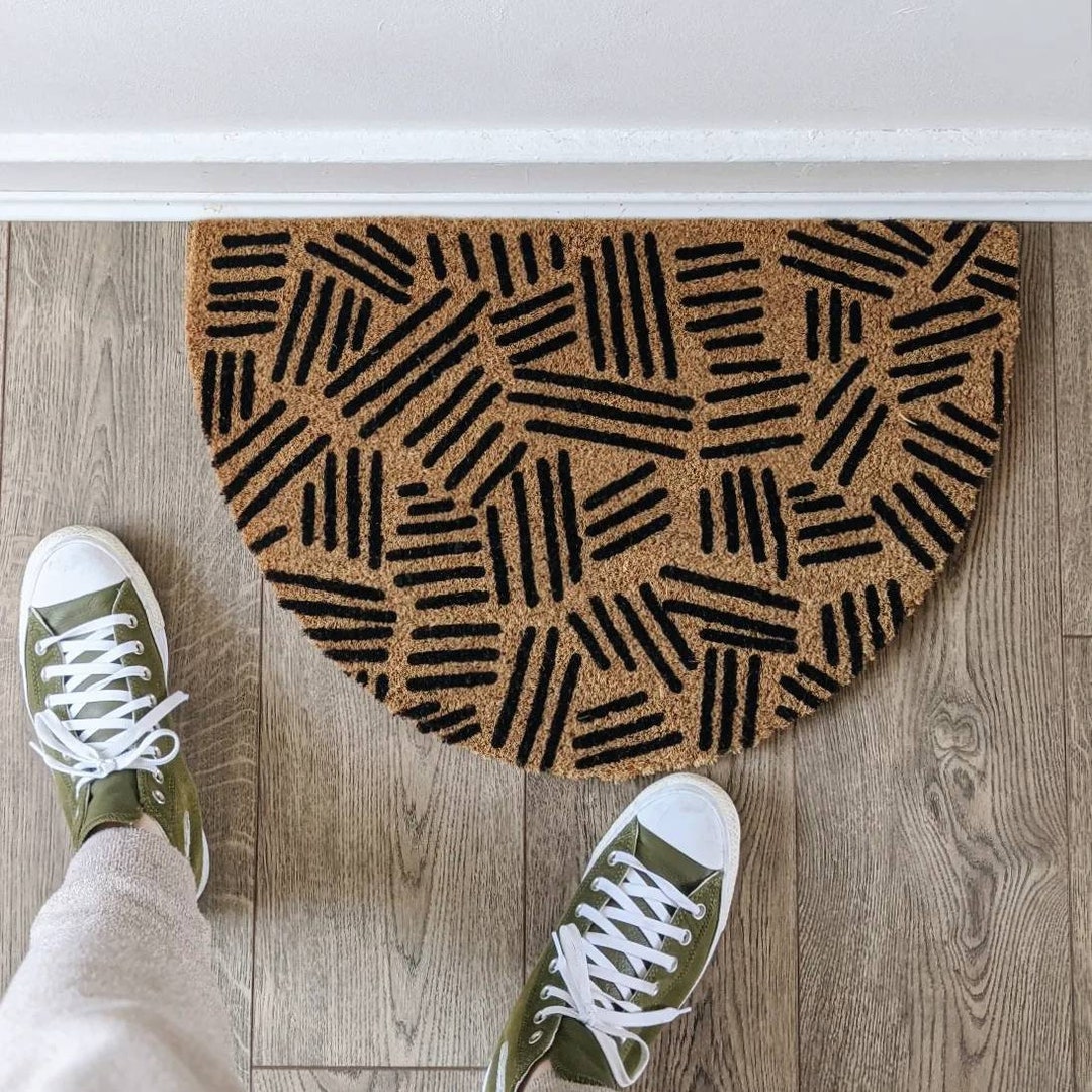 Black Line Semi Circle Doormat, Dash Design Doormat, Half Moon Hand ...