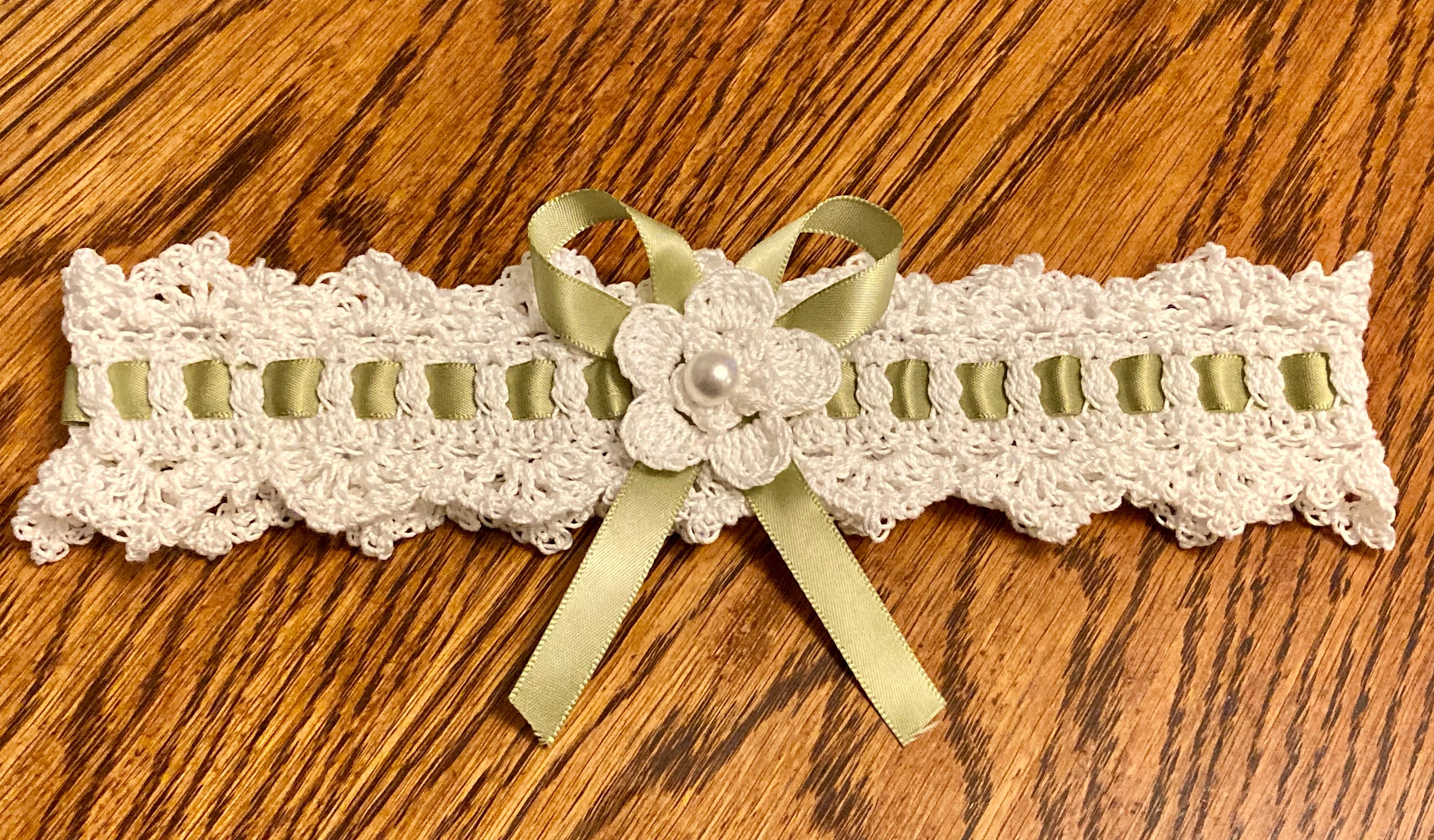 Crochet Wedding Garter Pattern FLOWER MEADOW Wedding Garter