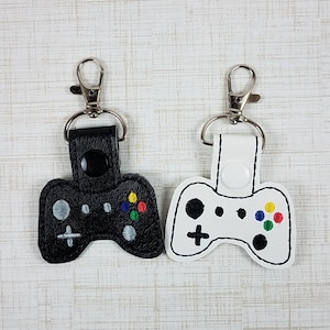 Game Controller Keychain, Gamer Gift, Xbox Controller, Key Chain, Nerd ...