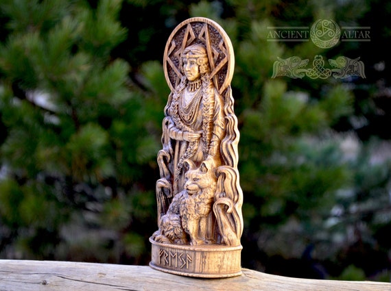 Statua Di Freyja Freya Nordic Goddess Of Fertility And Love Statue