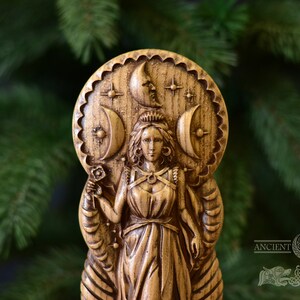 Moon Goddess Statue – Oak Figurine of Aradia Selene Lunar Deity – Witch ...