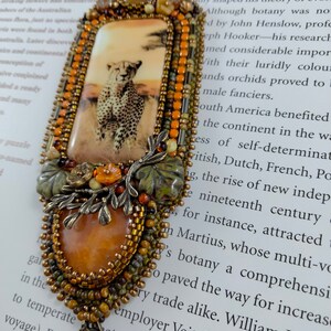Cheetah Beaded Necklace. Cheetah With Orange Calcite Pendant Style ...
