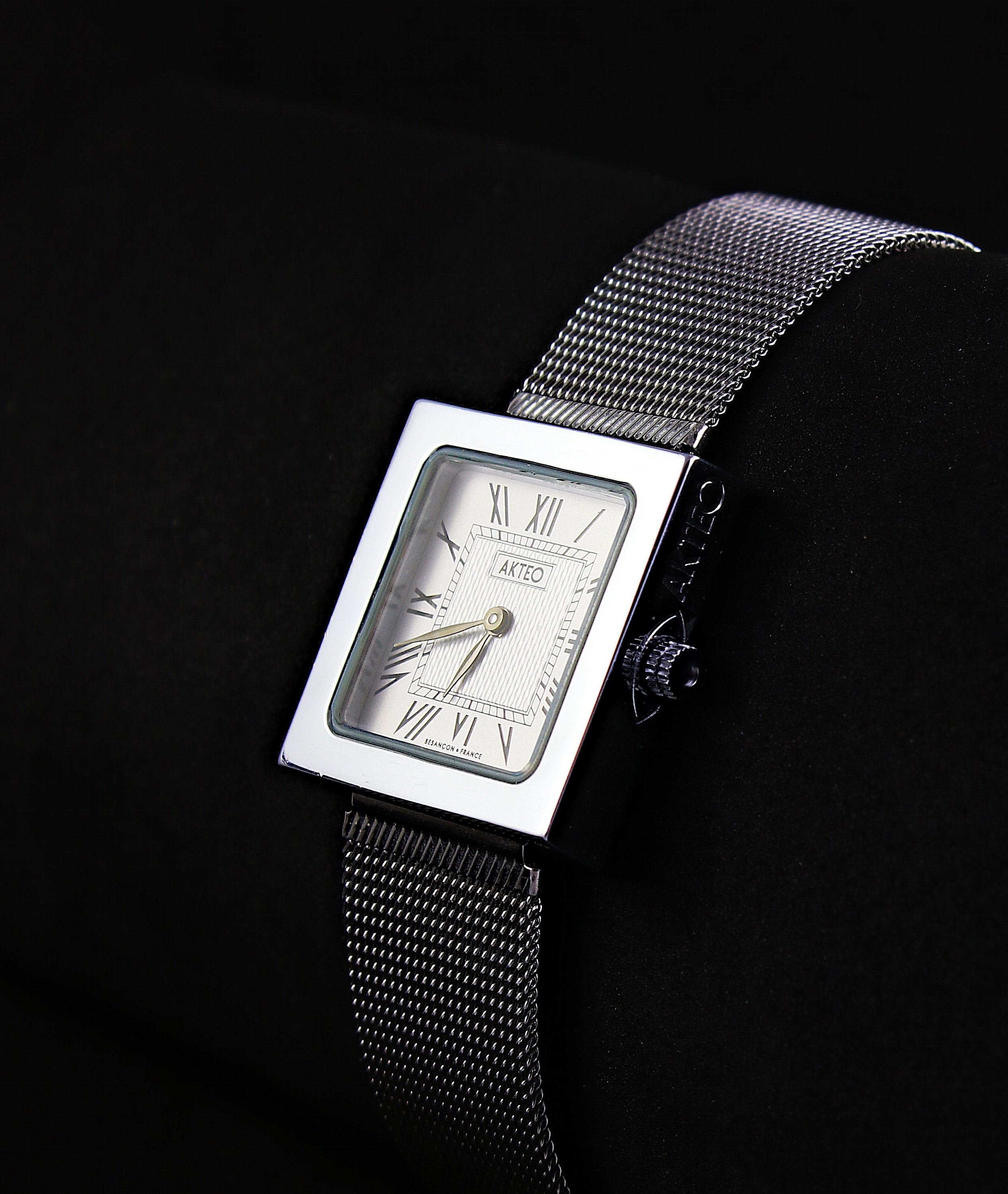 Akteo Watch for sale | Only 3 left at -75%