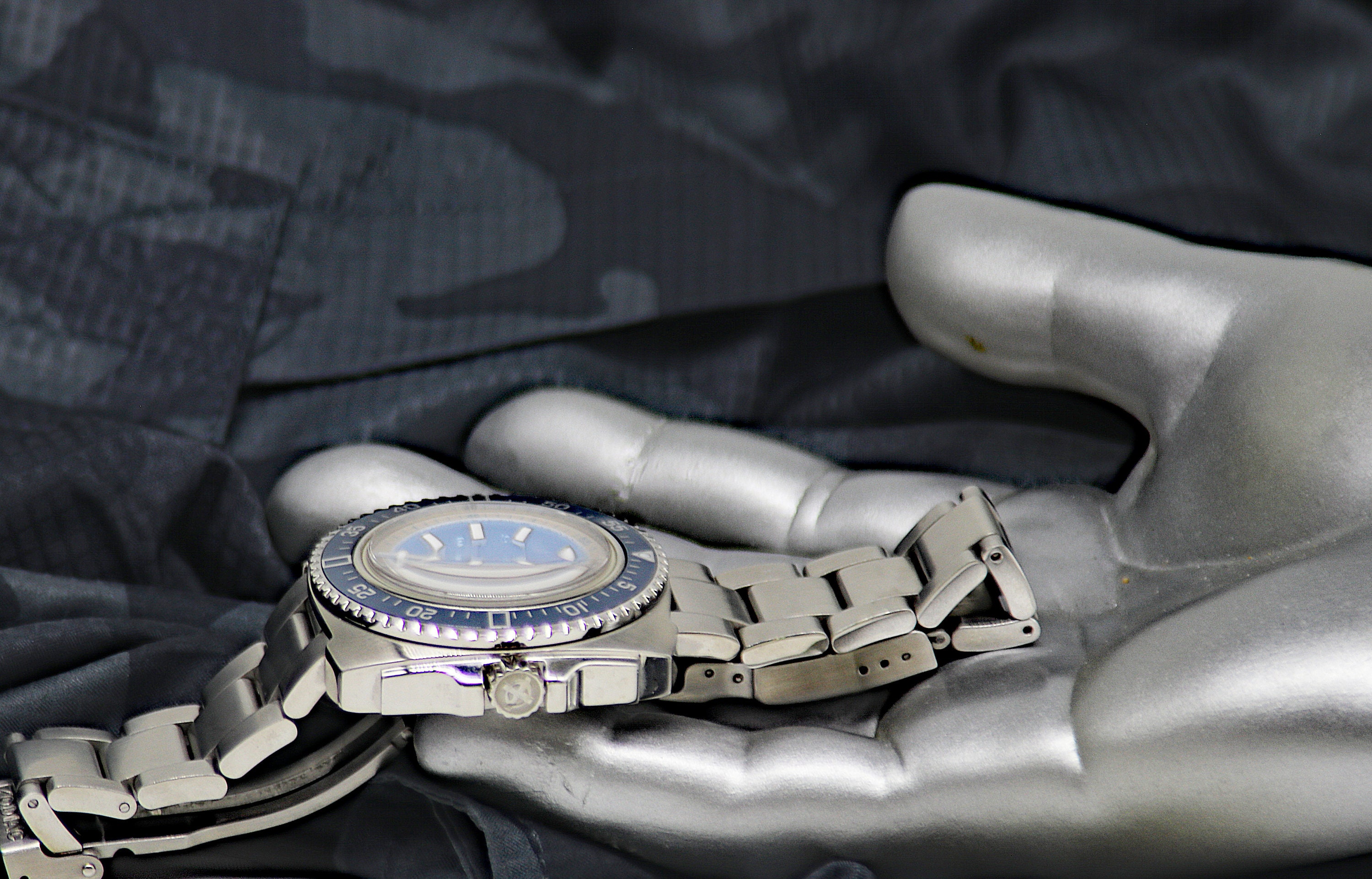 Vintage Zodiac Men's Watch Light Blue Face Dark Blue Movable Bevel - Etsy