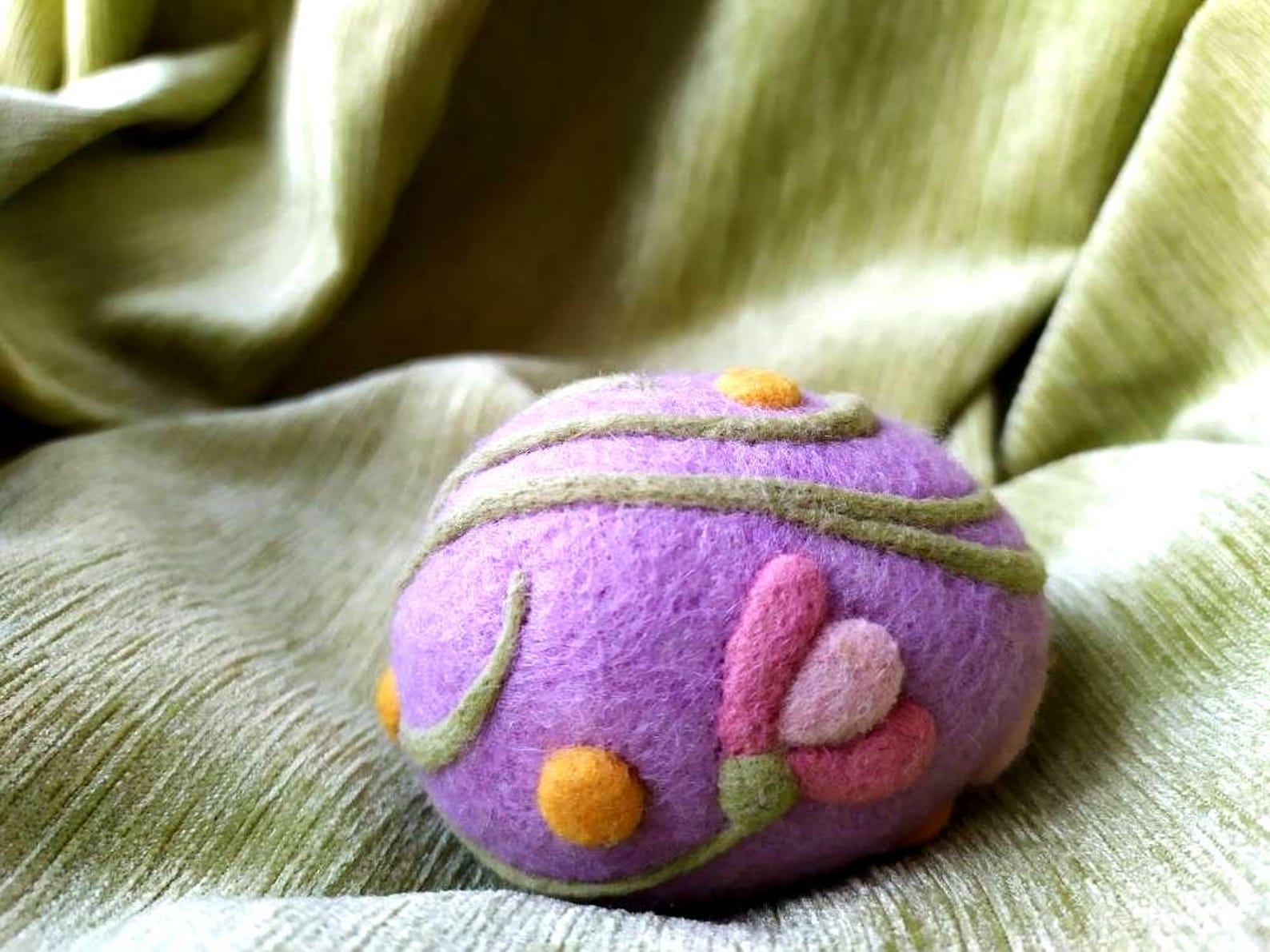 Needle Felted Easter Egg: Violet Wool Spring Decor - Etsy