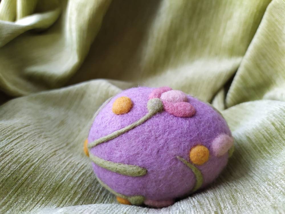 Needle Felted Easter Egg: Violet Wool Spring Decor - Etsy