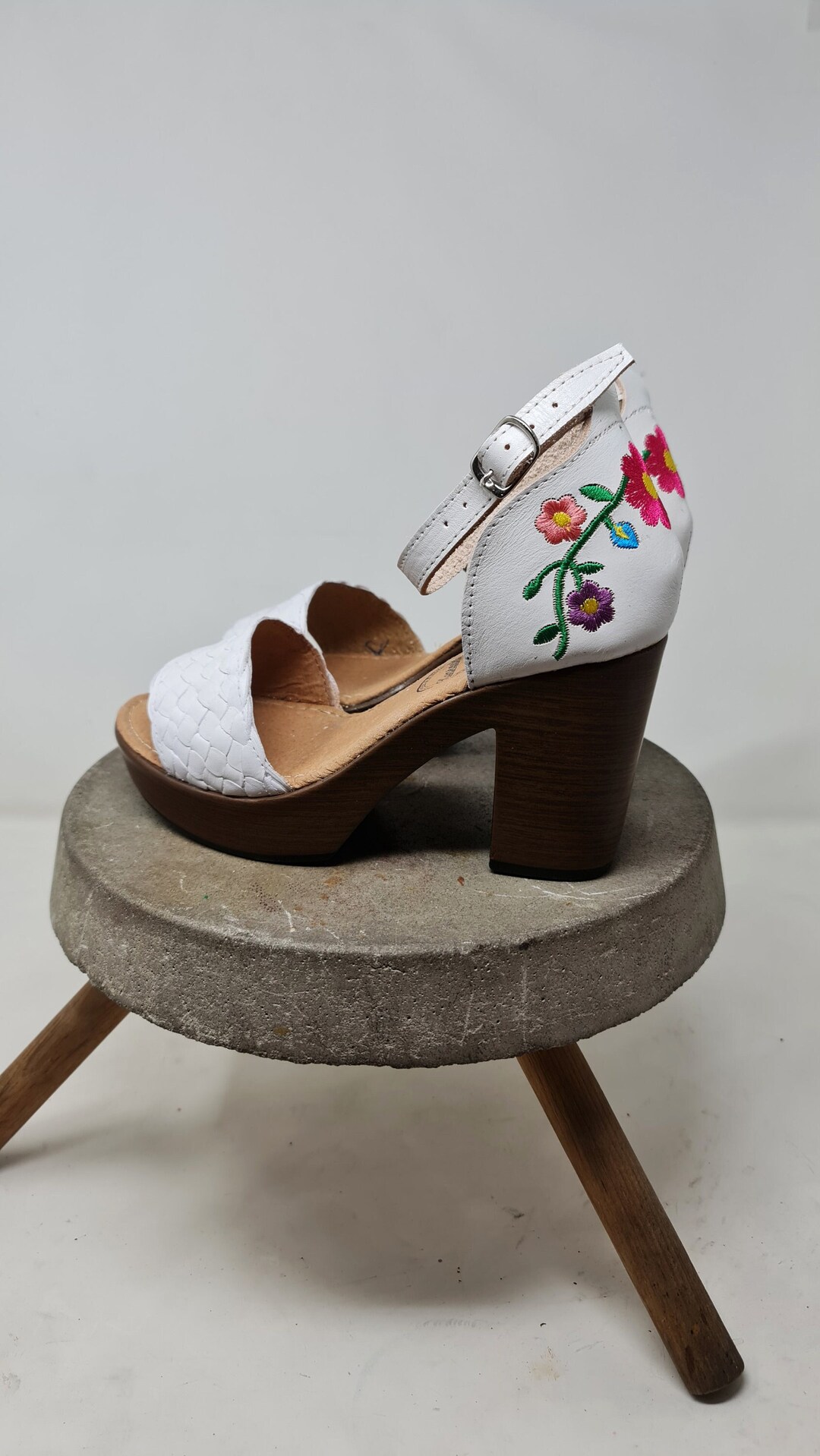 White Platform Huaraches for Women With Colorful Embroidery on the Heel ...