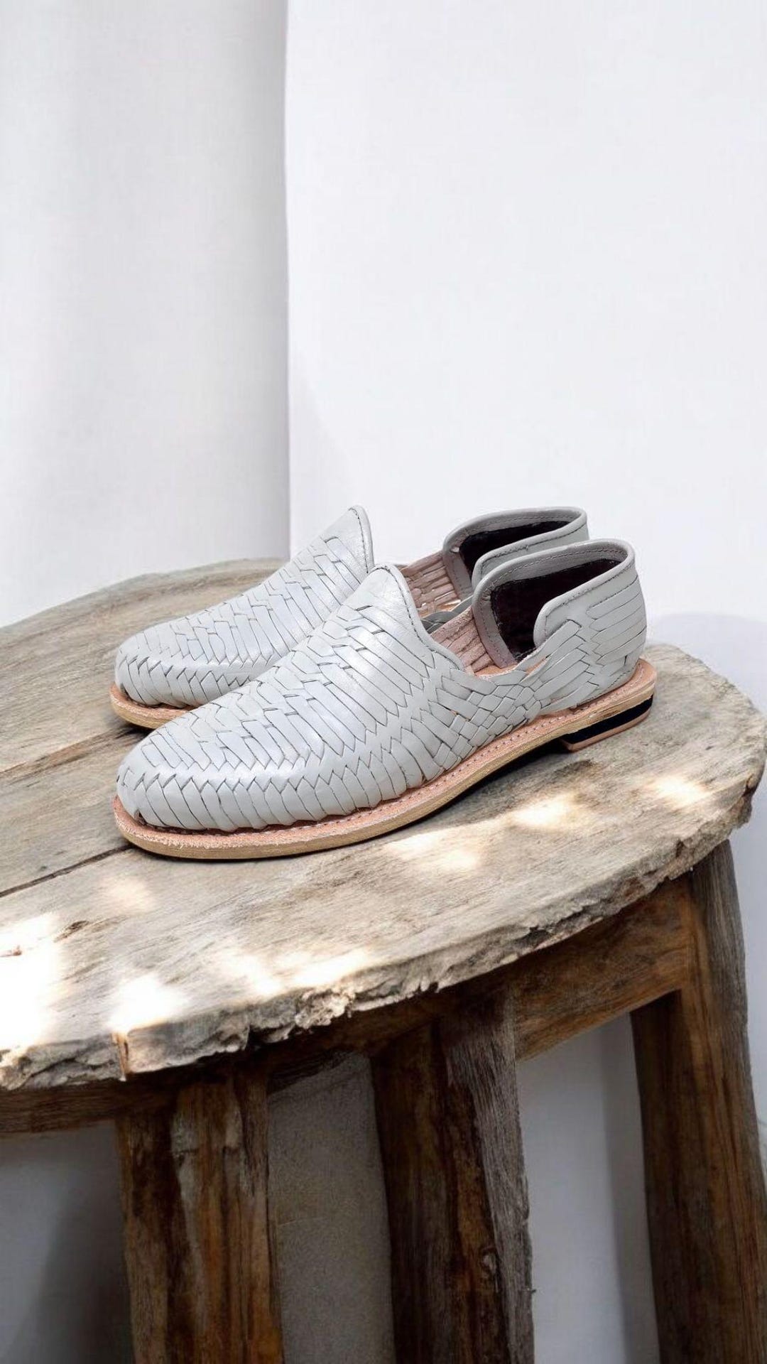 Mexican Huaraches for Men in Bone Color – Handmade Leather Shoes With Cowhide Sole - Etsy UK