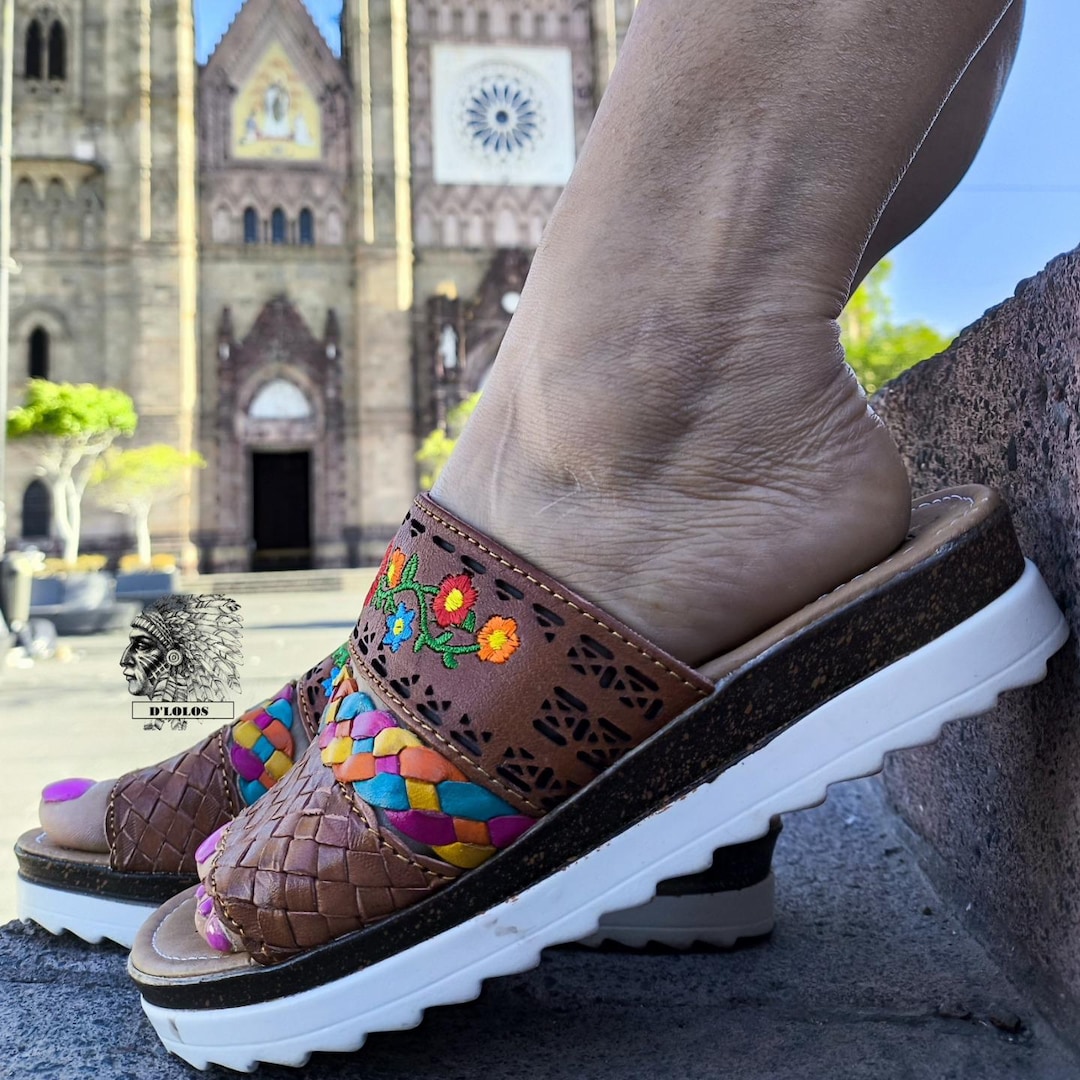 Handmade Huaraches for Women With Embroidered Flowers – Comfortable and ...