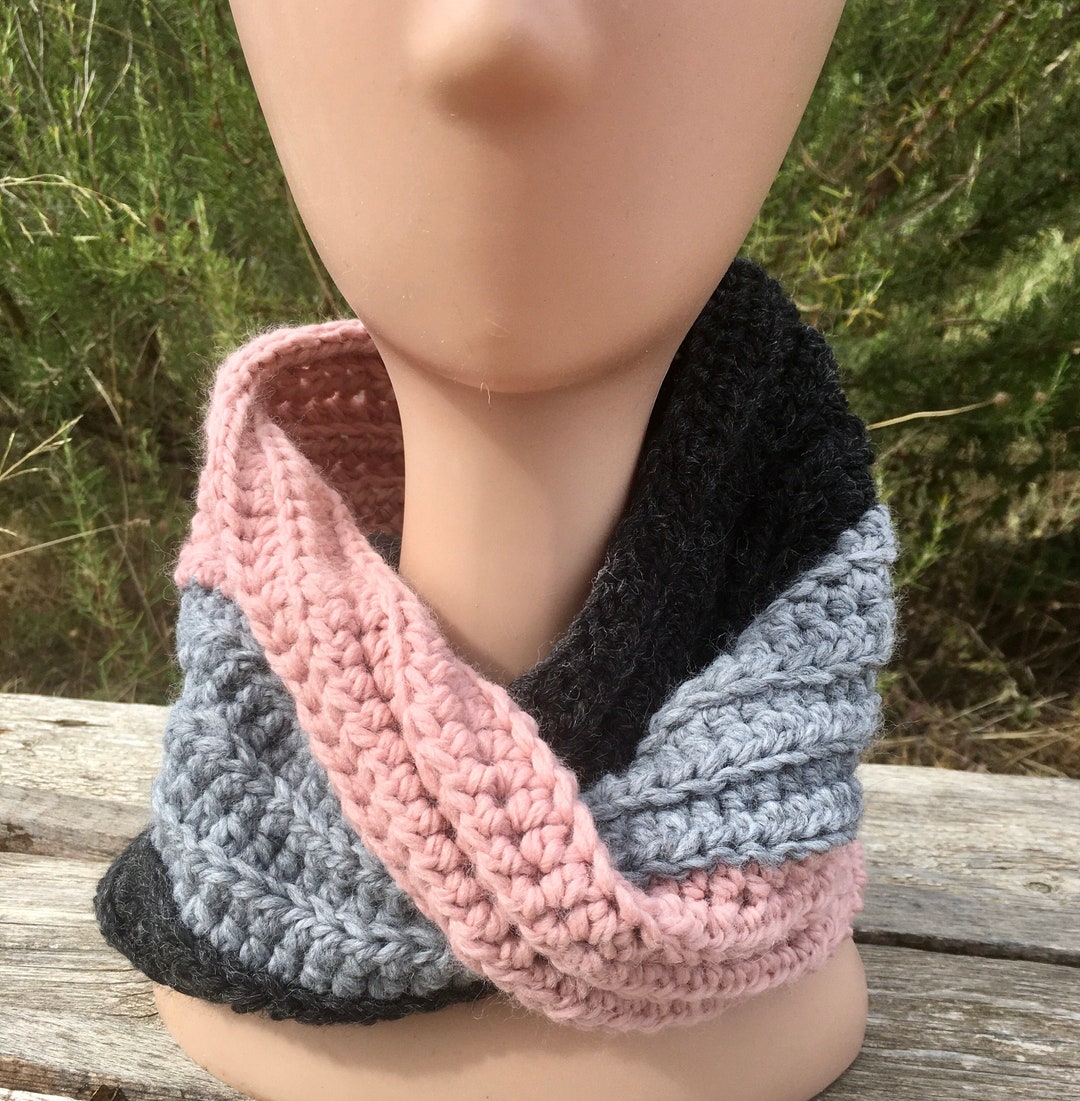 Tricolour Snood, 3 Models Available /tricolour Snood, Three Versions ...