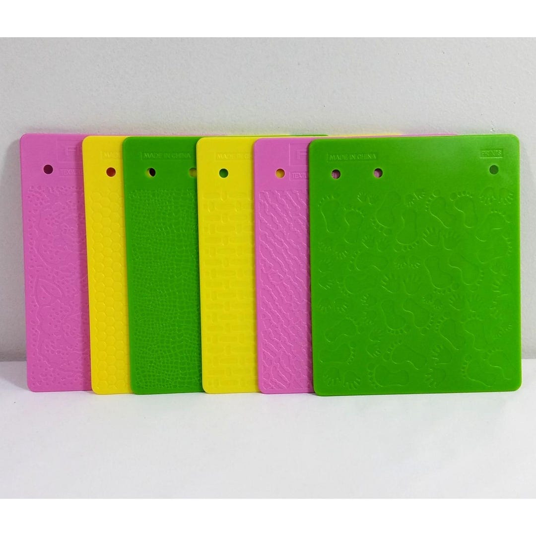 Fiskars Texture Assortment Pack 6 Plates 12 Textures Embossing Critters ...