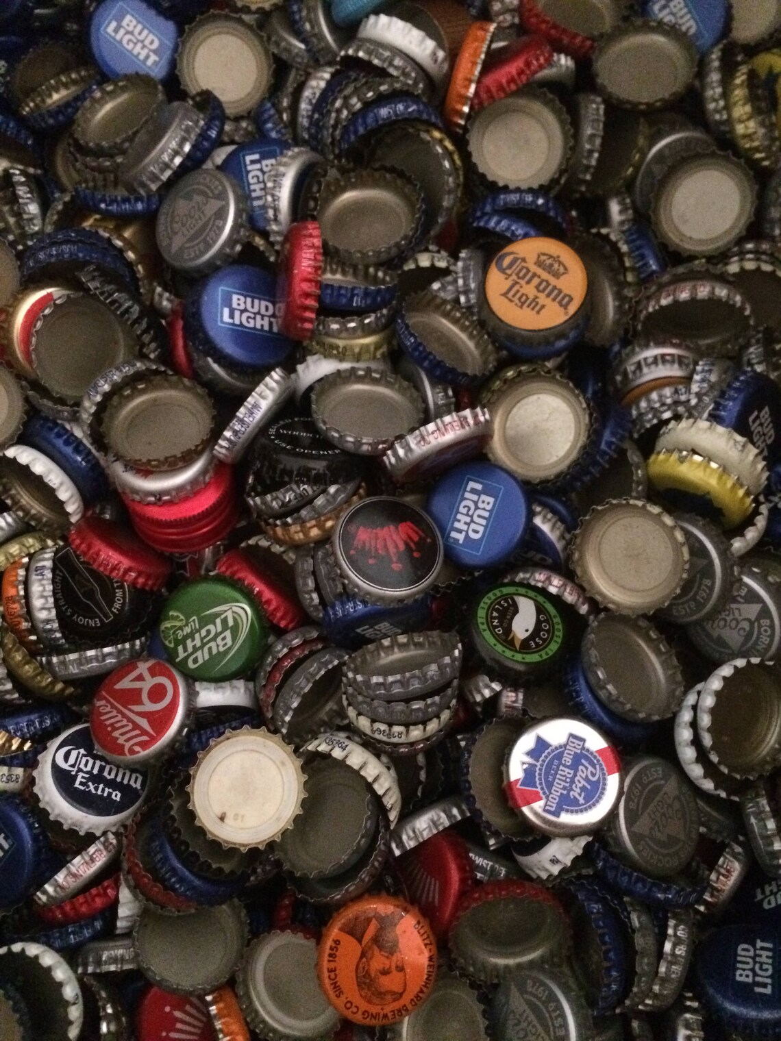 100 Lot Mixed Assortment of Beer Bottle Caps Crowns NO DENTS Clean - Etsy