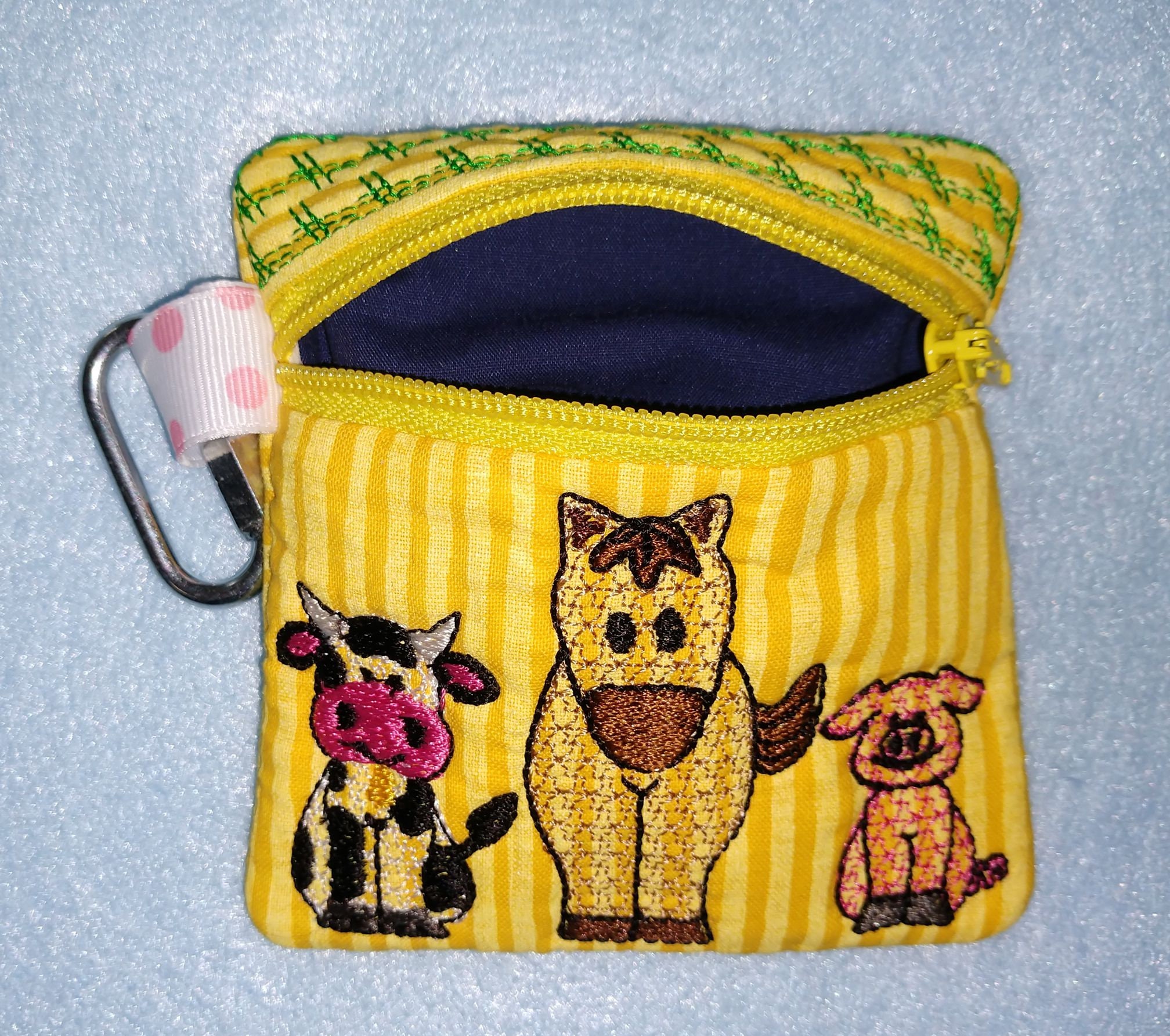 ITH Farm Animals Mini Zipper Bag, Horse in the Hoop Zipper Bag - Cow ...