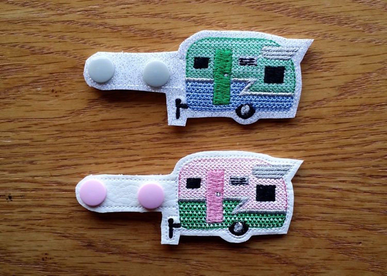 ITH Happy Camper Key Fob, Camping Bag Tag, Camping Key Fob, Camping ...