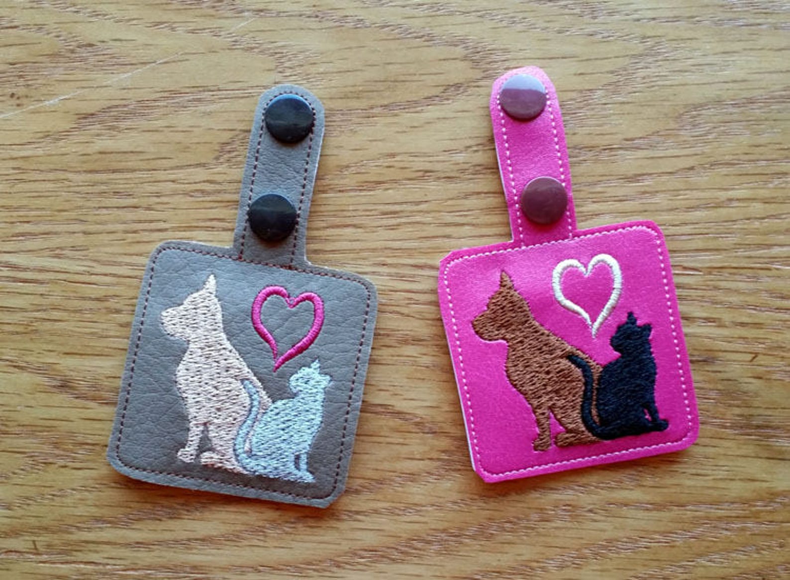 ITH Love Them Cat and Dog Key Fob, Cat Key Fob, Dog Bag Tag, Dog Snap ...