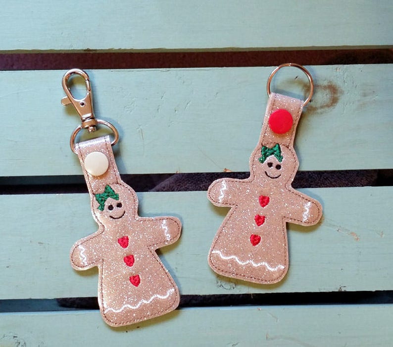ITH Gingerbread Girl Key Fob Christmas Bag Tag Vinyl Key - Etsy