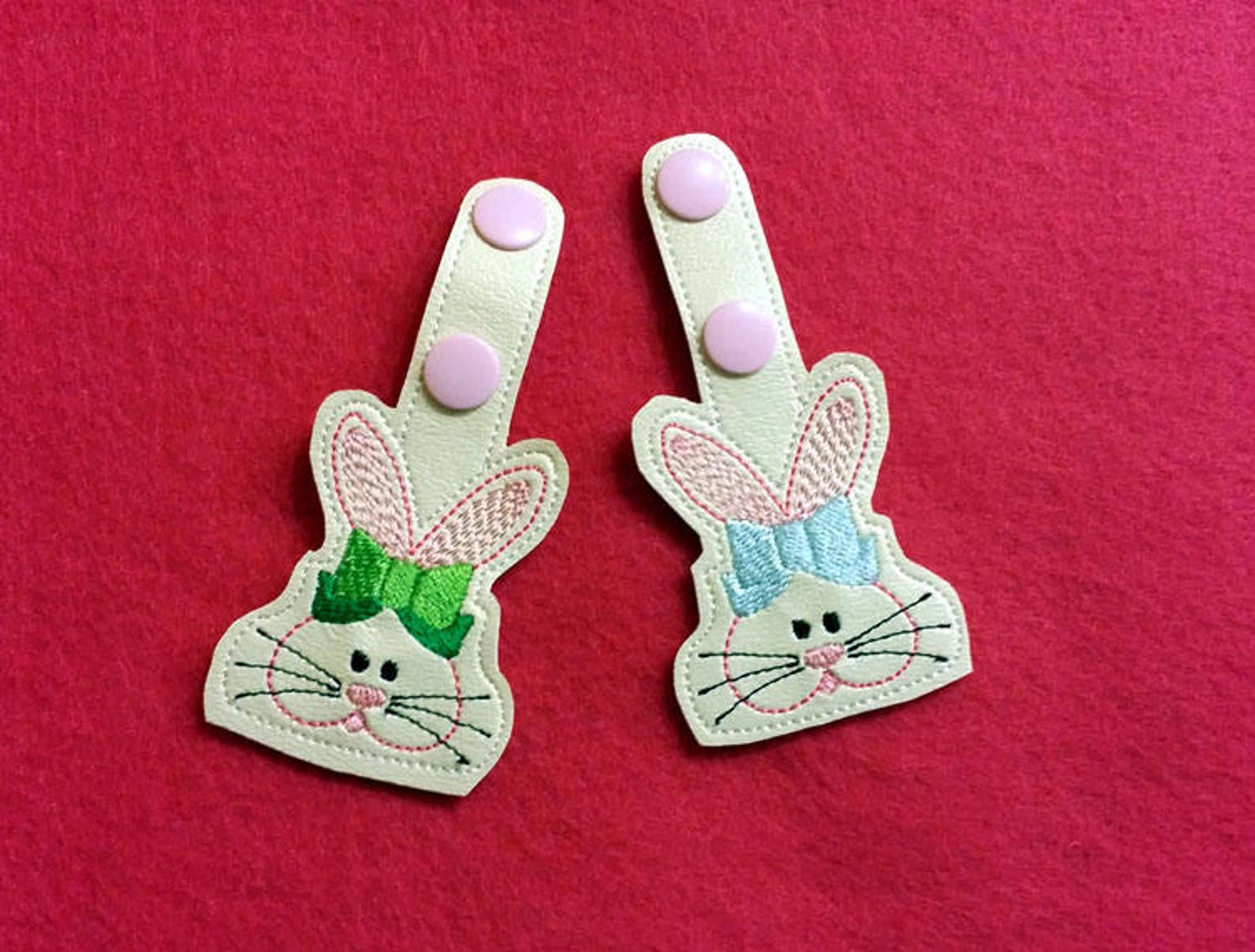 ITH Heart Bunny Key Fob - Bunny Key Fob - Easter Bag Tag - Vinyl Key ...