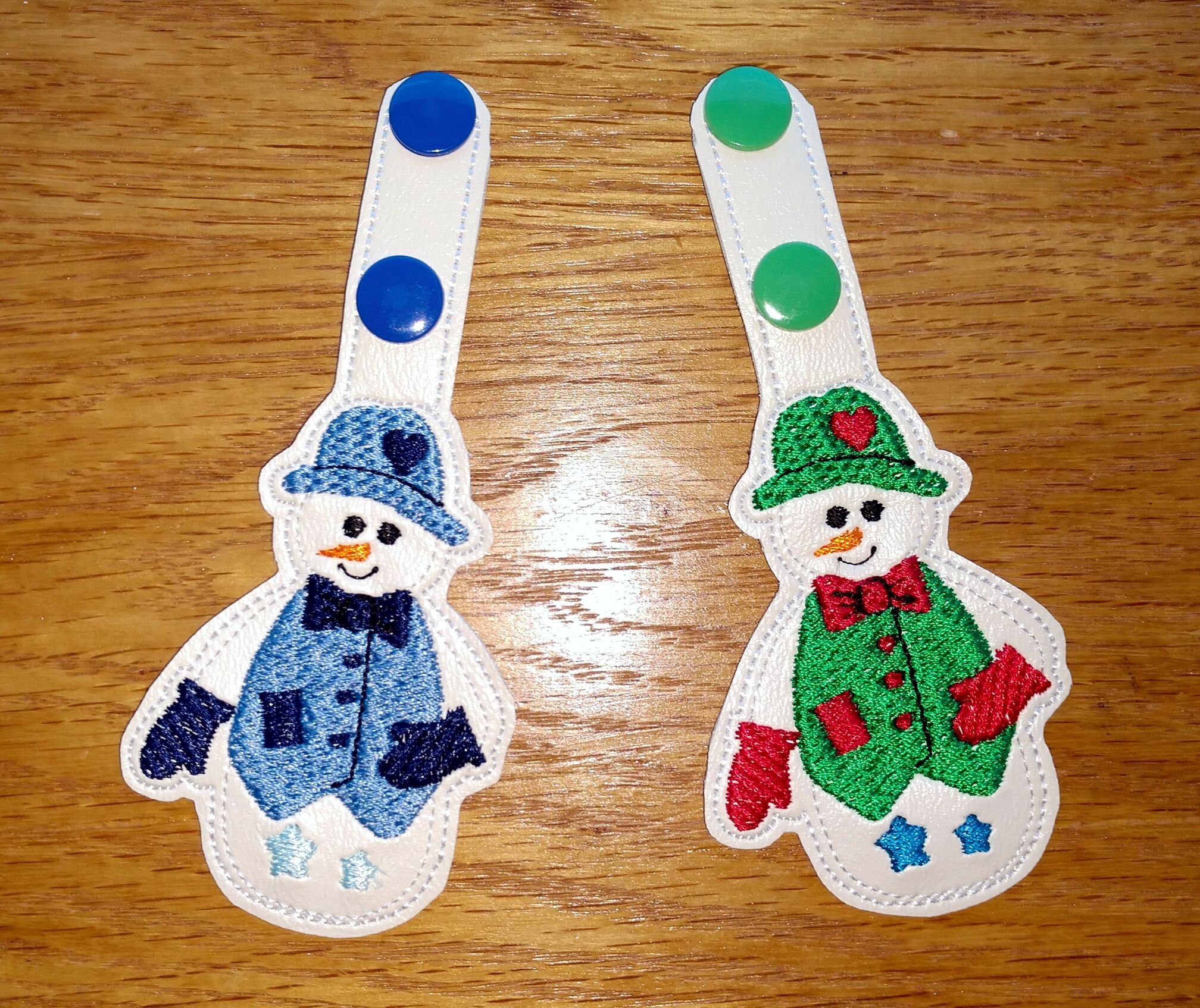 ITH Jolly Snowman Key Fob Christmas Bag Tag Vinyl Key Fob | Etsy