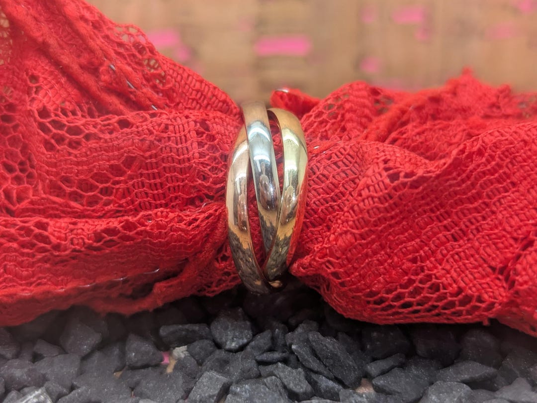 Customizable 14K Tri-color Trinity Rolling Band - Engravable - Etsy
