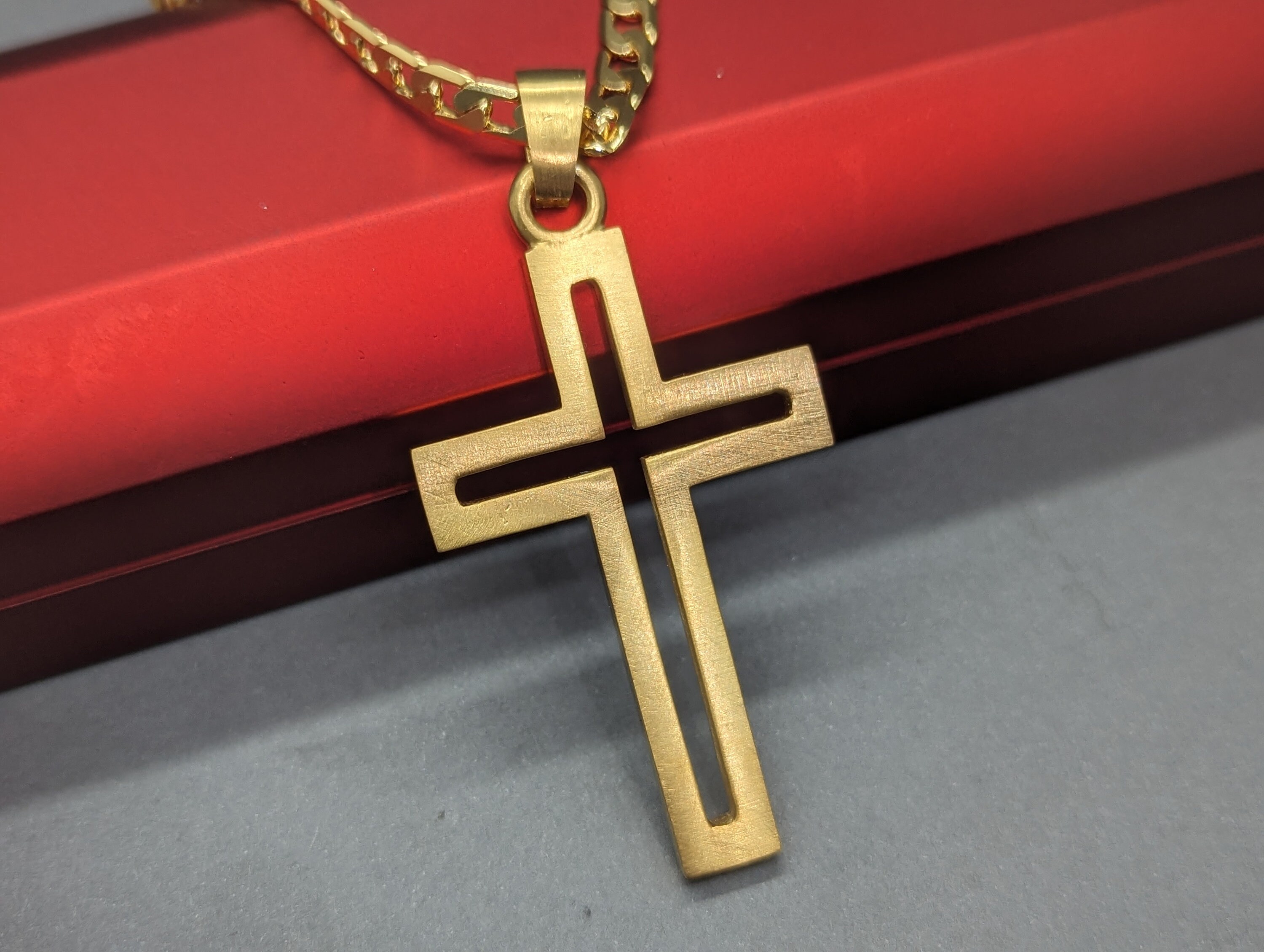 Large Men's 14K Solid Gold Cross Unique Hollowed Outline With ...