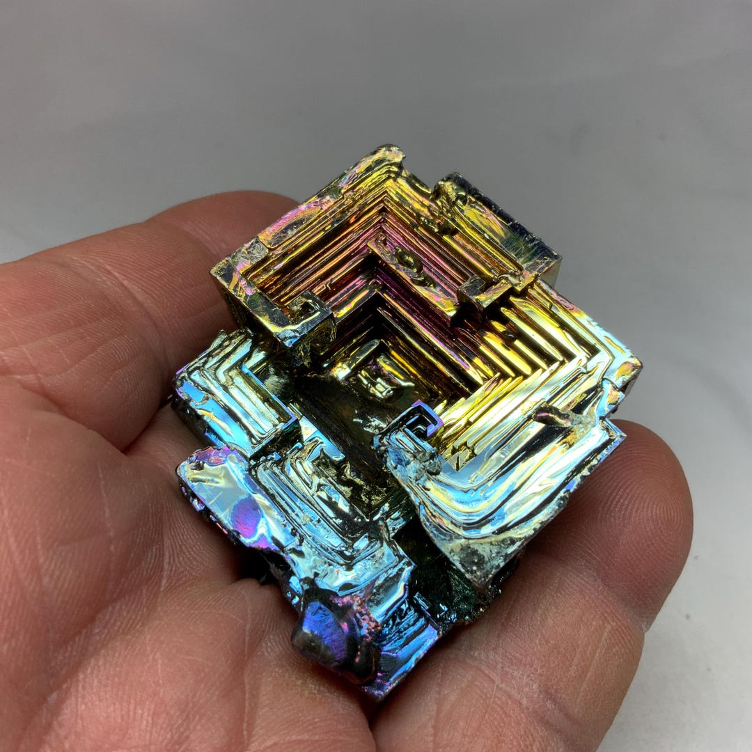 Bismuth: Titanium Aura Rainbow Natural Pyramid Crystal Specimen #E4051 ...