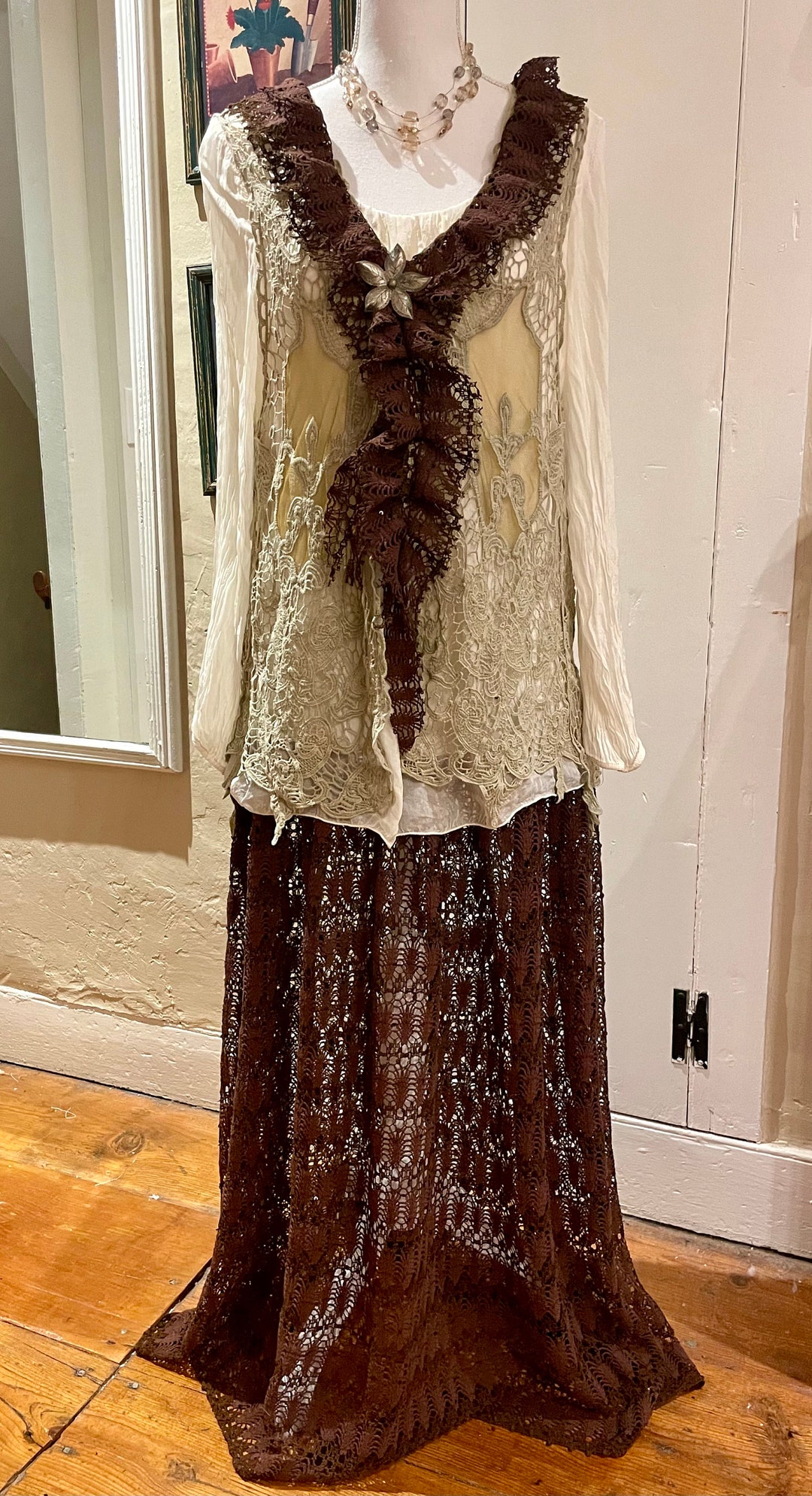 Vintage Dress With Antique Pin “liza” - Etsy