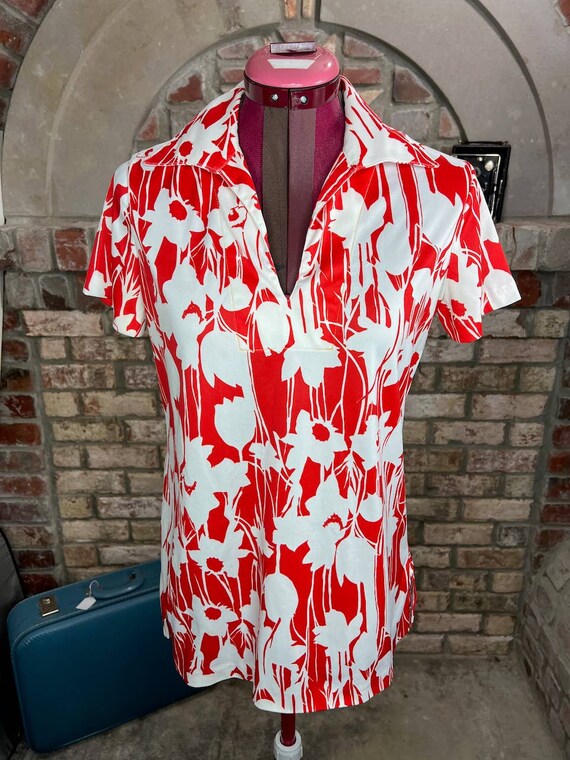 1970s Vintage Floral Polo Style Short Sleeve Tee - Gem
