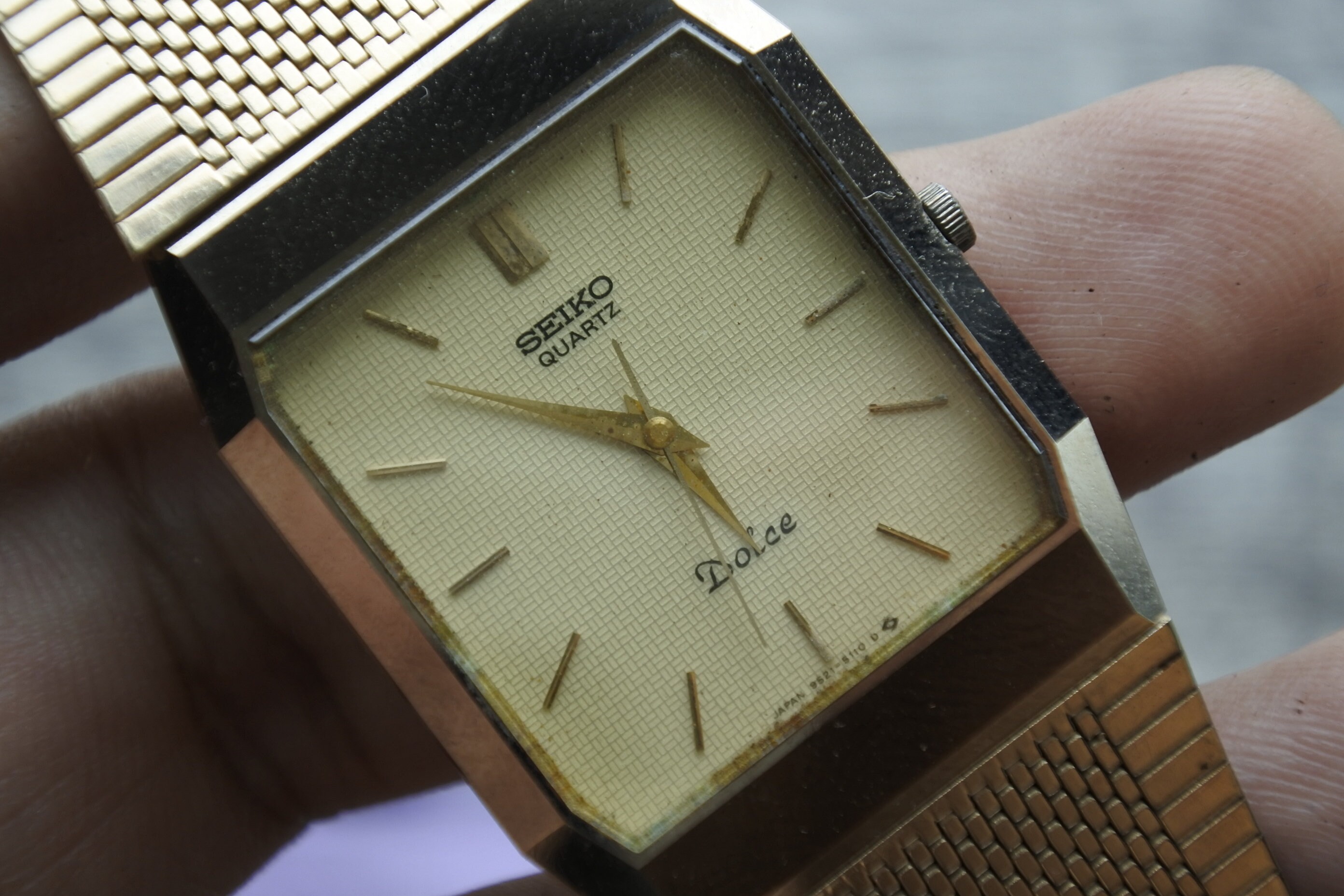 Vintage Seiko Dolce 9521-5110 Textured Dial Men Quartz Watch Japan ...