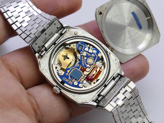 Vintage Seiko 0842 5010 Roman Numeral Dial Men Quart… - Gem
