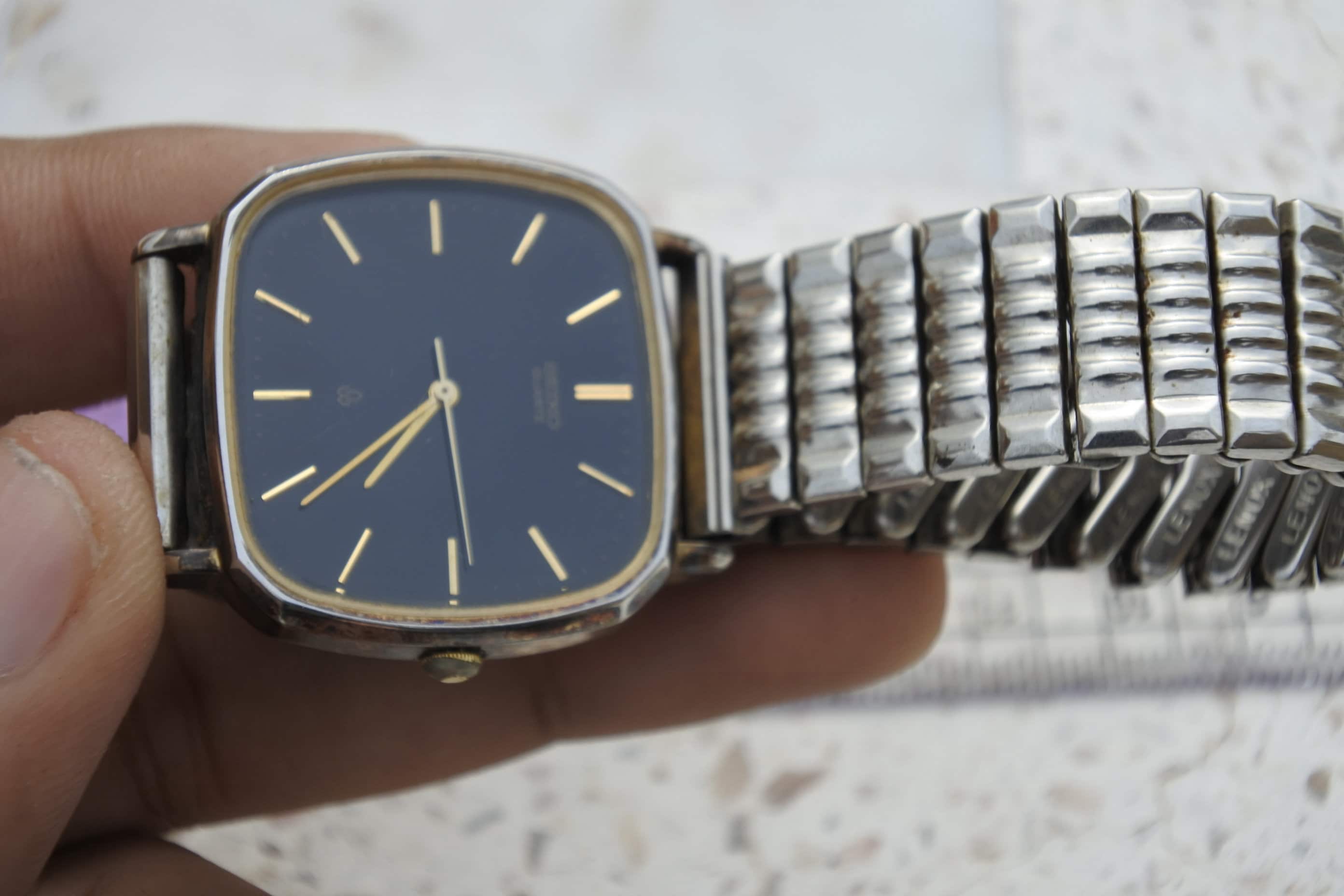 Vintage Seiko Gold Plated 5931 5470 Black Dial Men Quartz Wristwatch Japan Square Shape 32mm - Etsy