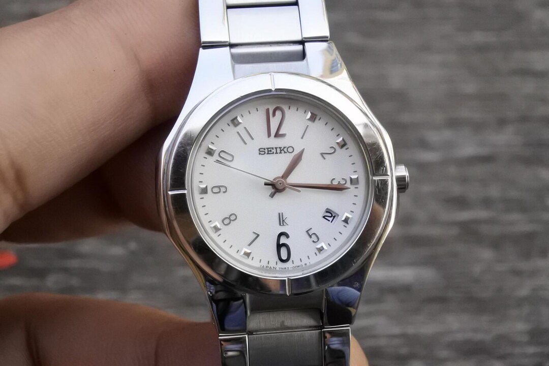 Vintage Seiko Lukia 7N82 0AX0 Integrated Bracelet Lady Quartz Watch ...
