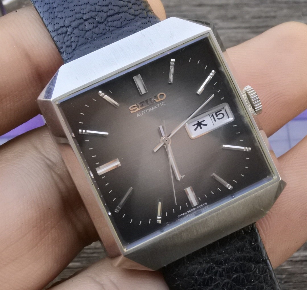 Vintage Seiko 2403 9020 Black Dial Men Automatic Japan Square Tank ...