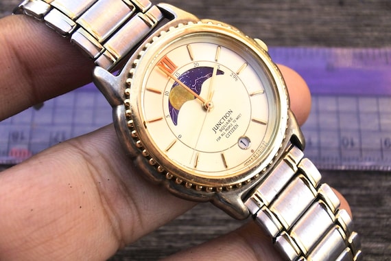 Vintage Citizen Junction Sun Moon Dial UNISEX Quartz… - Gem