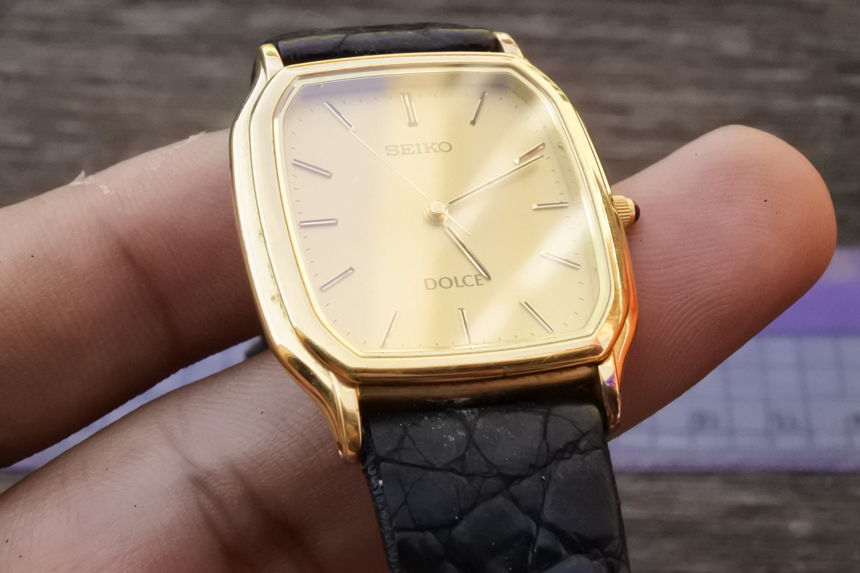 Vintage Seiko Dolce 5E61 5A10 Golden Dial Men Quartz Watch Japan Octagonal Shape 30mm All ...