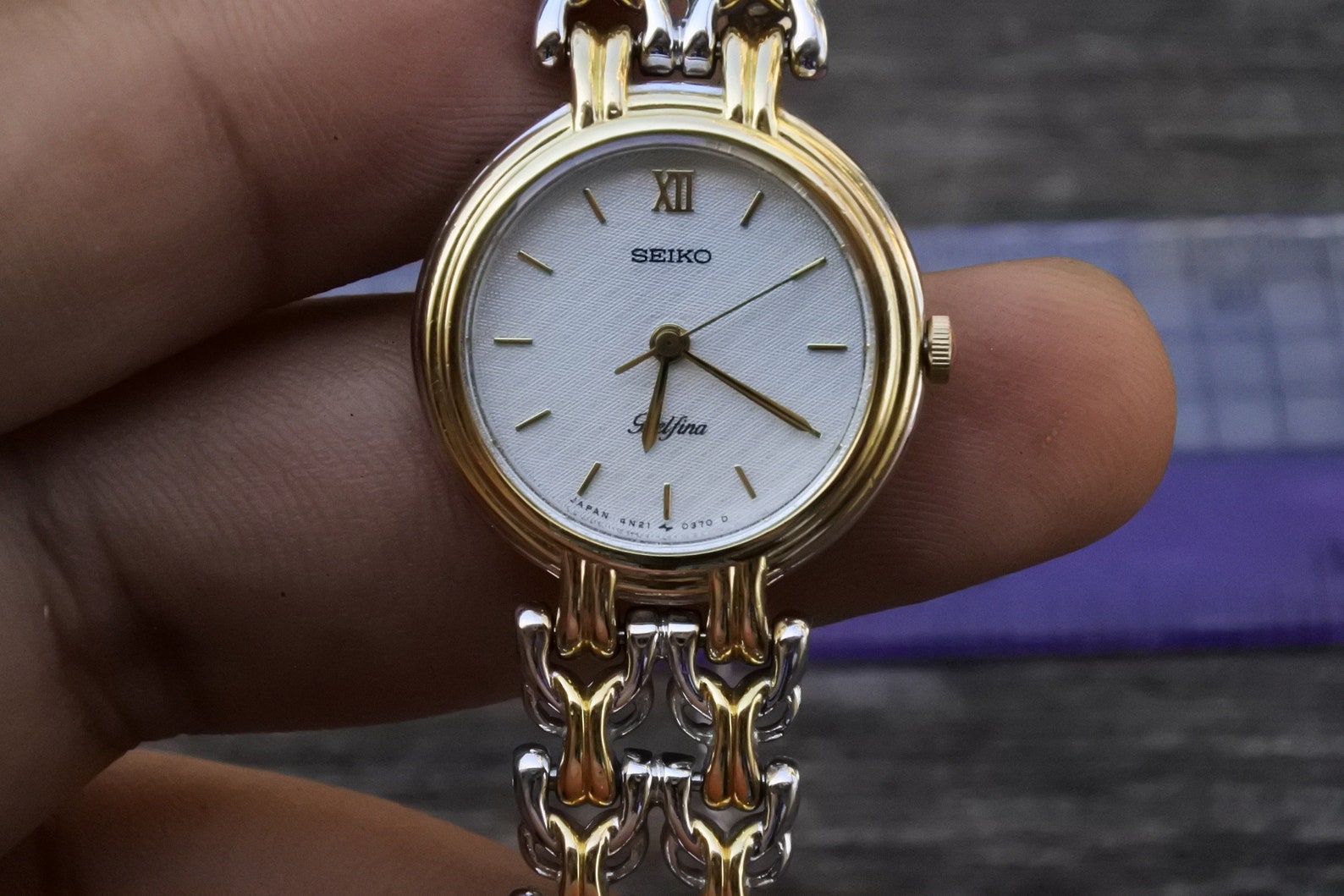 Vintage Seiko Goldfina 4N21 0370 Textured Dial Lady Quartz Watch Japan ...