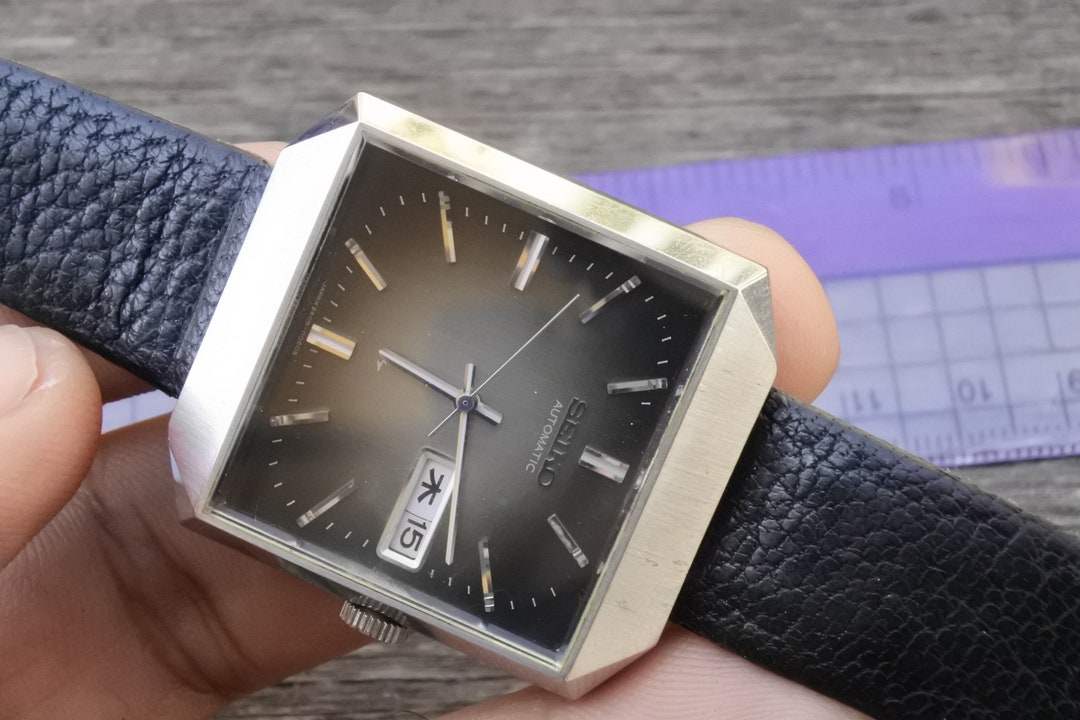 Vintage Seiko 2403 9020 Black Dial Men Automatic Japan Square Tank ...