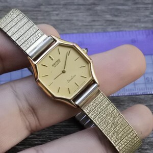 Vintage Seiko Exceline Gold Plated 8420 5430 Golden Dial Lady Quartz Watch Japan Octagonal Shape ...